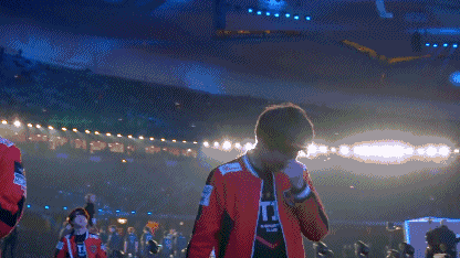 LOL历史前2战队的宿敌对决：SKT暂落下风