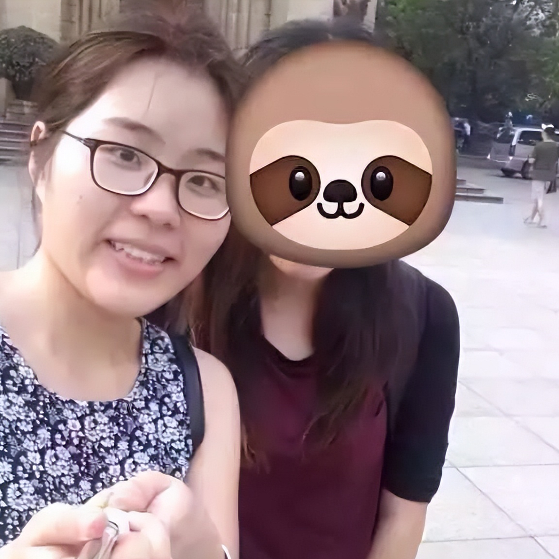 2015年，21岁女大学生被害，男子搂尸体半小时假装情侣，只因刺激