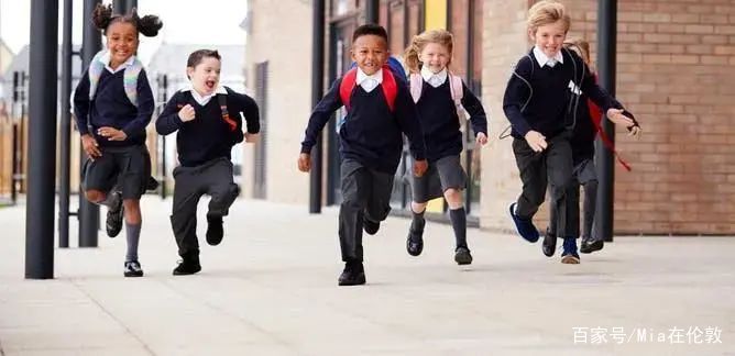 Embassy Gardens丨伦敦南一区，享35米高空透明泳池全球网红项目~