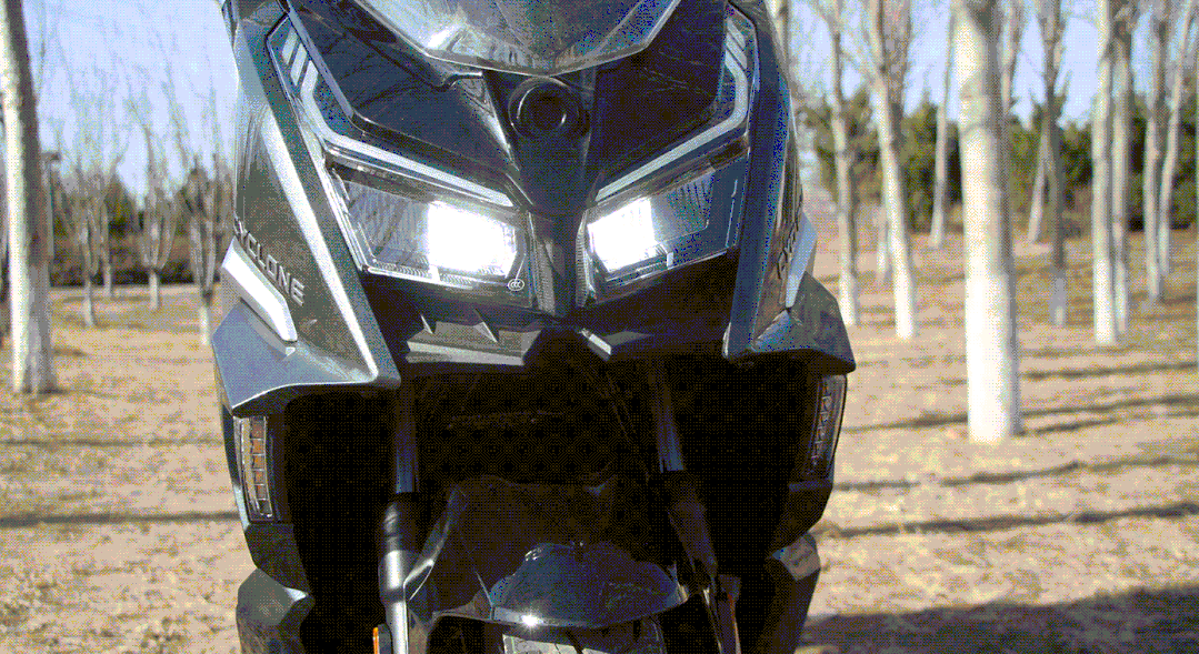 功能尽是高端 赛科龙RT1争夺市场15580元攻城略地-有驾