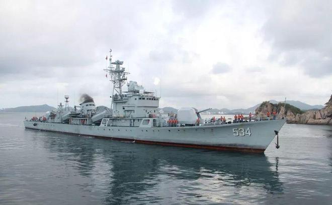 “功勋”金华舰：系053H1型护卫舰的2号舰，退役后送回金华展览