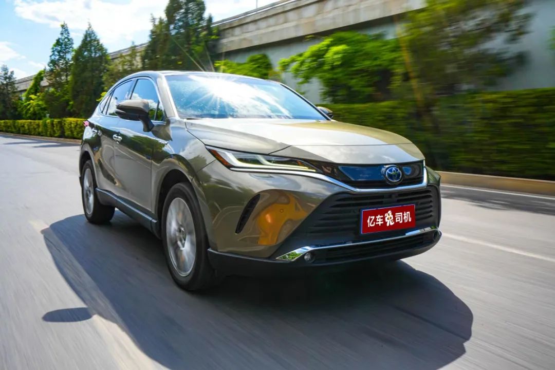 凌放HARRIER、威飒差距一目了然 同平台选车细节取胜