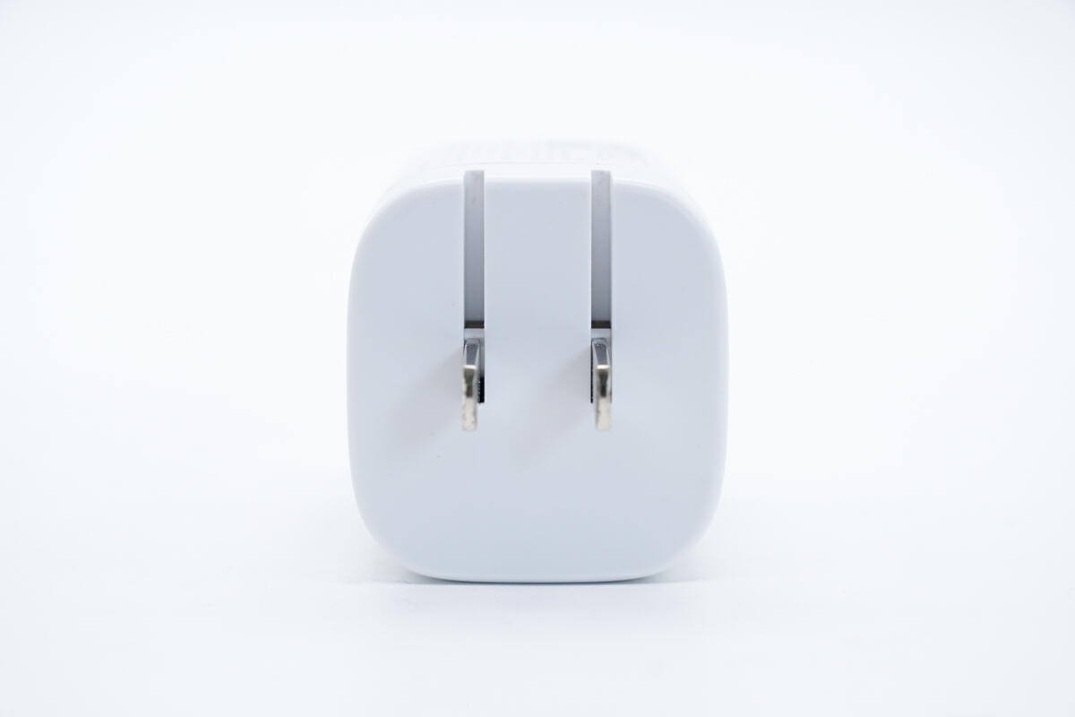 67W大功率输出，更支持华为 SCP 快充，realme 67W双口充电器评测