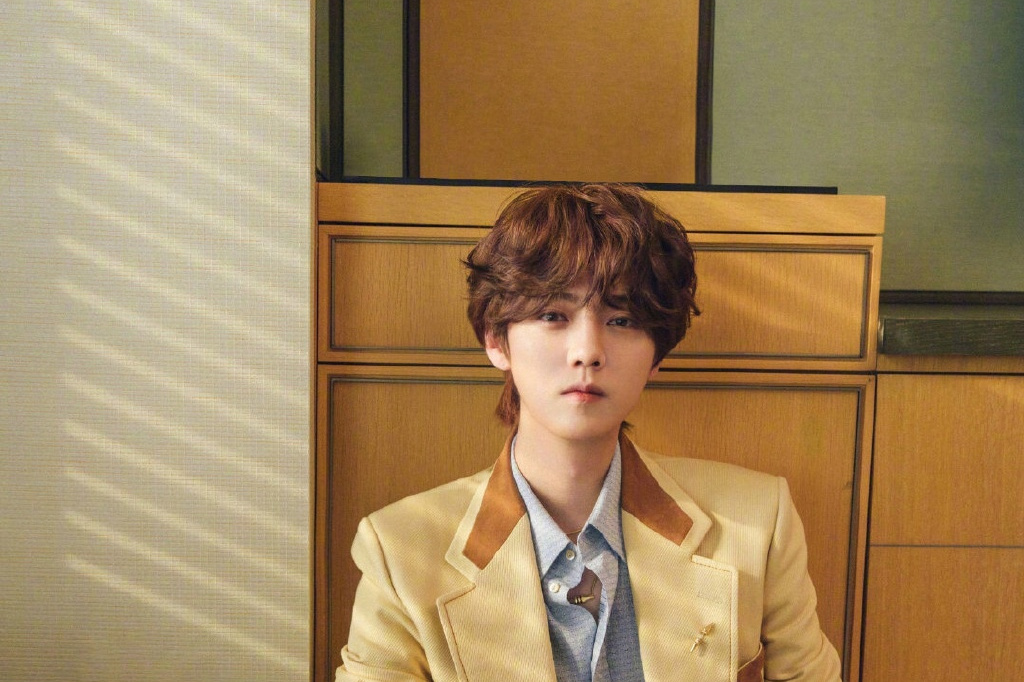 Breaking the news: Lu Han, Zhao Liying, Liu Haoran, Guan Xiaotong ...