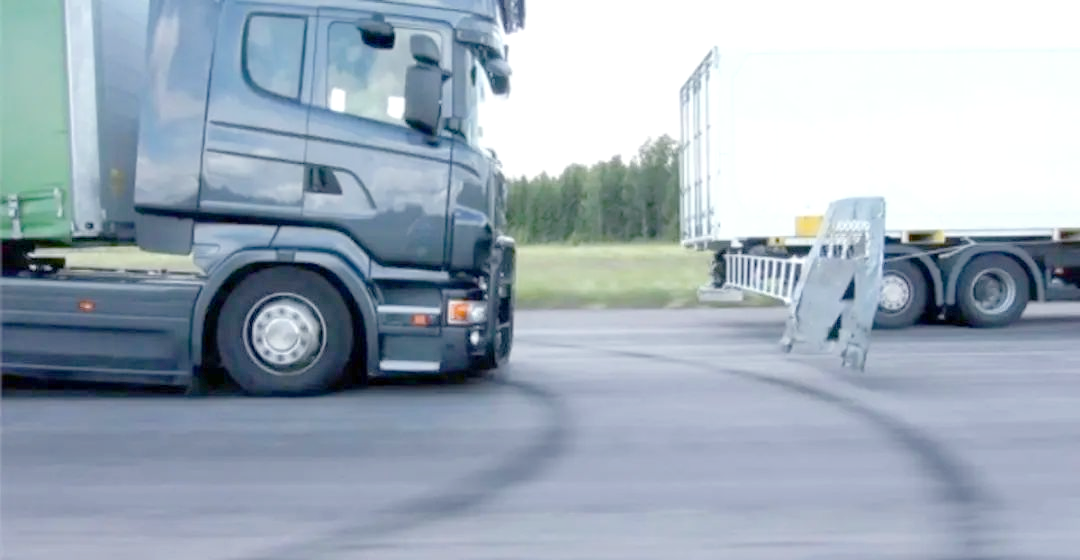 深入解析ABS/EBS/AEBS系统：谁将领跑刹车界的未来？-有驾