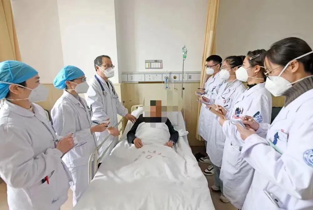 共克时艰保救治 全力以赴守一线——我市女性医护人员切实构筑起抗击疫情的坚固防线