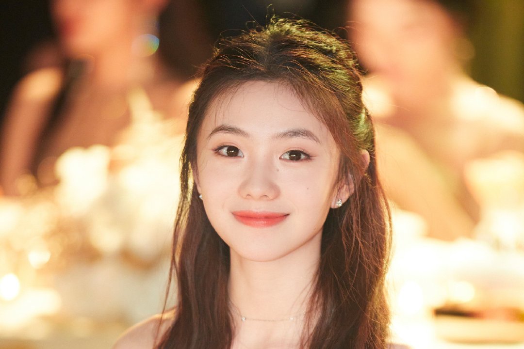 Breaking the news: Lin Yanjun, Huang Yi, Song Xiaobao, Liu Yuxin, Guan ...