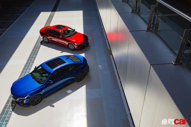 咆哮间，且听风吟——沃尔沃S60 VS 凯迪拉克CT5｜CAR REVIEWS-有驾