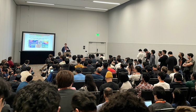 CVPR现场直击｜1.2万人涌入的AI顶会，华人主导的最佳论文，和彻底被“Sora”改造的CV