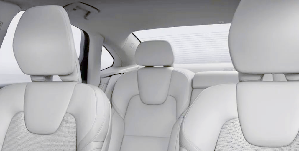 沃尔沃全新S90惊艳亮相：455马力+84km纯电续航，豪华对标BBA，价格更亲民！-有驾