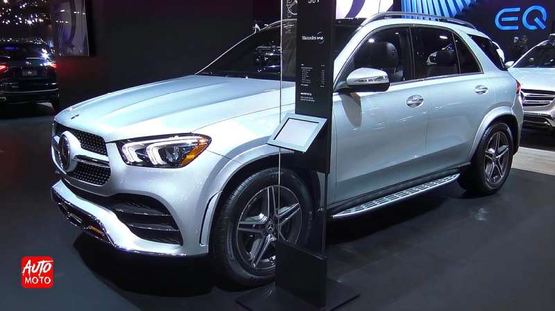 2020款奔驰GLE450抢先实拍，近距离了解外观内饰后，买不买看着办,汽车,车评,好看视频