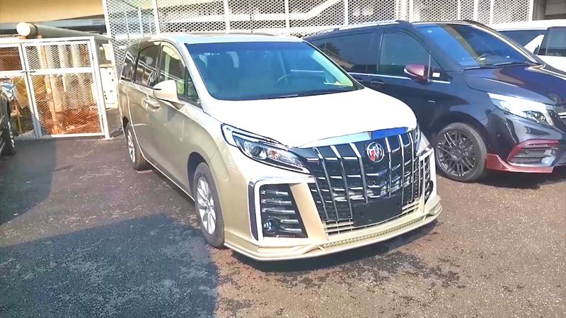 别克gl8改装案例，前脸神似埃尔法，效果十分凶悍,汽车,车评,好看视频