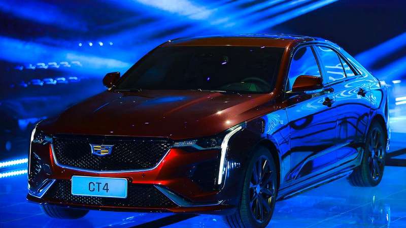 凯迪拉克CT4拿出实力，可爆发237马力，奔驰宝马都难以匹敌,汽车,车评,好看视频