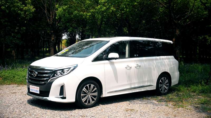 豪华商务MPV创领者 试驾广汽传祺GM8领航款,汽车,车评,好看视频