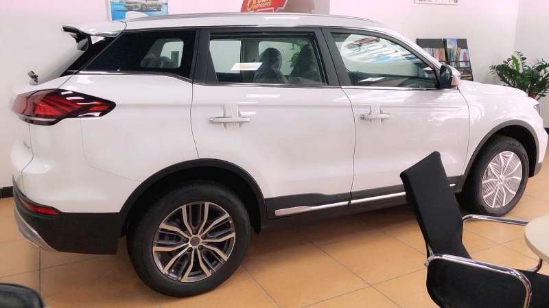 吉利全新PRO版实拍！10万起配1.5T 177马力，造型比H6还气派,汽车,车评,好看视频