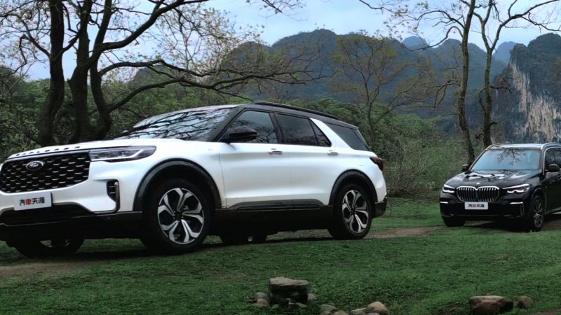 极限越野、山路挑战 福特探险者、凯迪拉克XT6、宝马X5谁能成功？,汽车,评测导购,好看视频