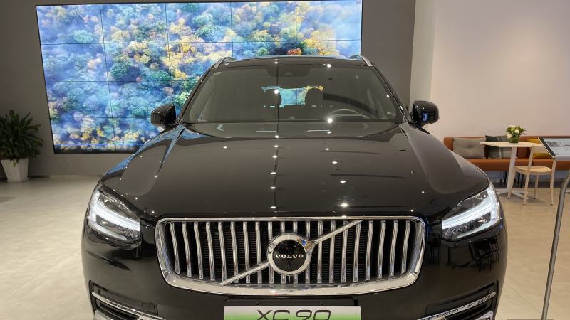探店沃尔沃全国首家城市体验店，实测XC90 T8,第三排超越奥迪Q7！,汽车,车评,好看视频