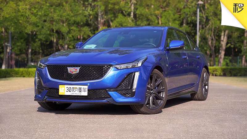 2.0T+10AT 产品力全面不输3系5系 实测新CT5油耗真有大问题？,汽车,车评,好看视频