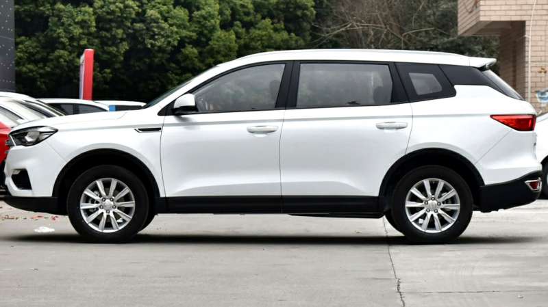 6.99万就能买中型SUV，比汉兰达大一圈，三菱1.5T+6AT，绝对超值,汽车,车评,好看视频