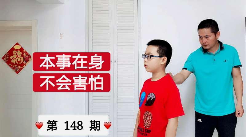 被坏人背后扯住衣领很被动，小赟用这些简单的方法，快速解脱搞笑幽默短剧好看视频