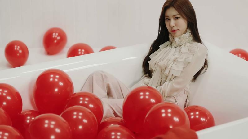 「8K60帧」「超清修复」IZ ONE -《La Vie en Rose》超高清MV,舞蹈,流行编舞,好看视频