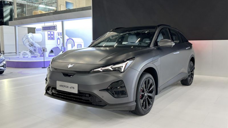 20万级SUV就配800V充电？极狐阿尔法T5可能要让竞品沉默了,汽车,新能源,好看视频