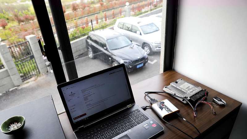 “暴徒基因”玛莎拉蒂Ghibli刷ECU升级ING特调偏时点火换新鞋,汽车,汽车改装,好看视频