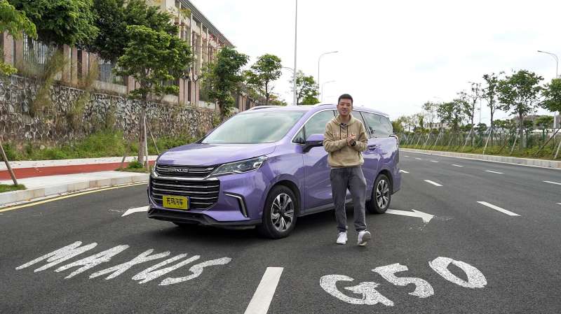 开了两万公里之后，这辆不到10万的MPV会发生什么变化？,汽车,车评,好看视频