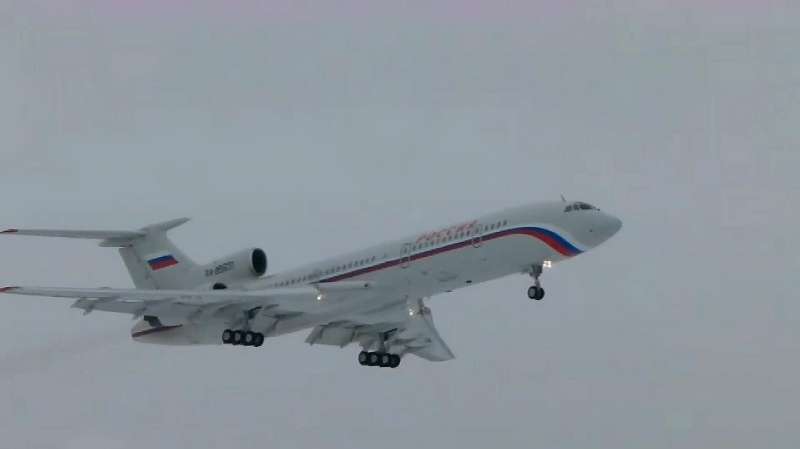俄罗斯联邦图波列夫Tu-154M「RA-85631」降落在苏黎世机场,军事,兵器装备,好看视频