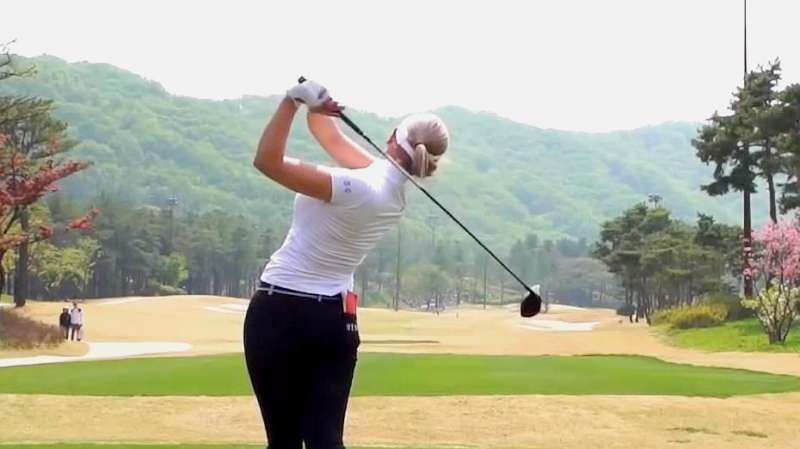KLPGA职业女子挥杆，形态美的完美呈现,体育,高尔夫,好看视频