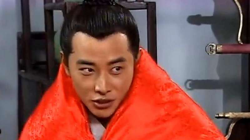 这个小媳妇太彪悍,硬把丈夫当马骑,他一脸无奈:你不像个女人影视搞笑好看视频