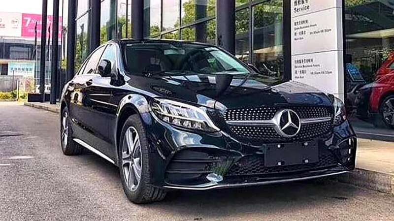 19款奔驰C260已到店，罕见祖母绿色车身，网友大赞新款车钥匙,汽车,车评,好看视频