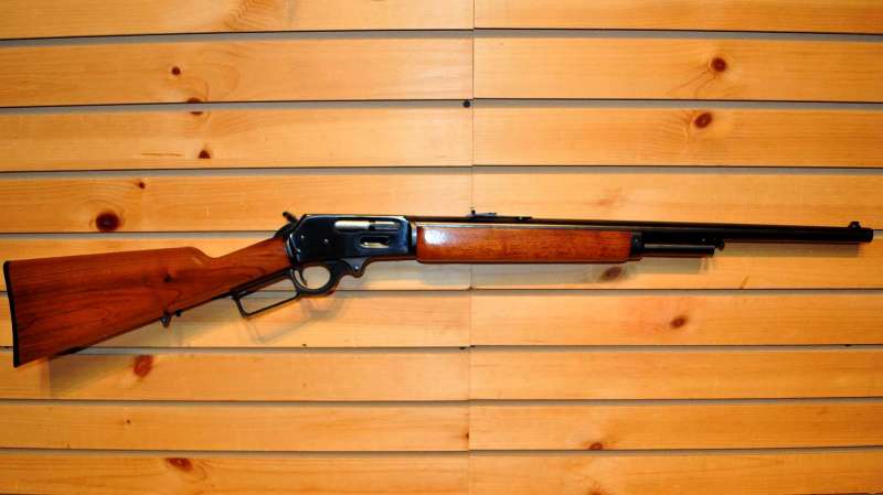 马林M1894杠杆步枪实弹射击展示，个人感觉和温彻斯特M1894很像,军事,兵器装备,好看视频