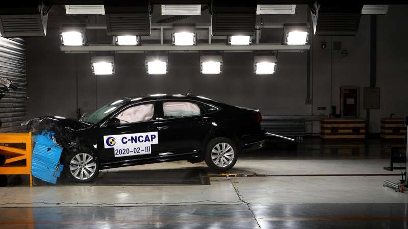 大众帕萨特想靠C-NCAP洗白？我先打肿“五星批发部”的脸！,汽车,车评,好看视频