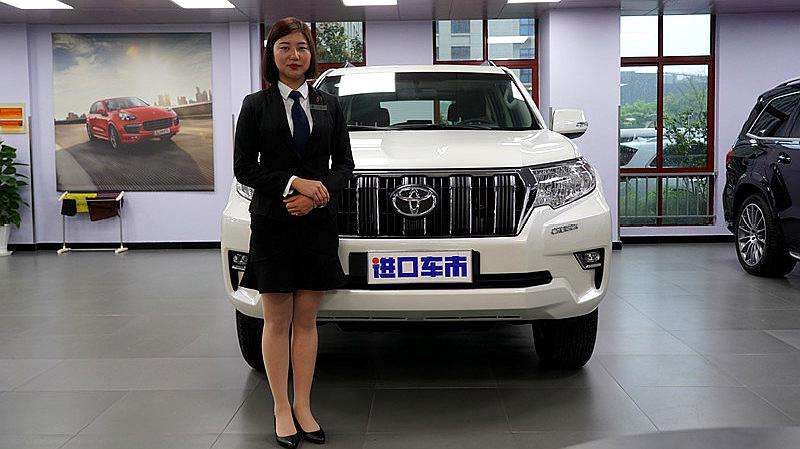 18款霸道2700 时尚的丰田SUV 展示你的霸道气场,汽车,车评,好看视频